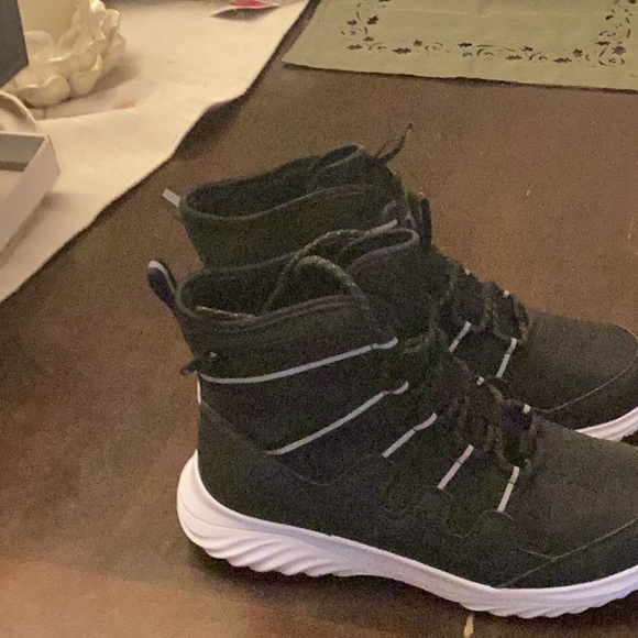 Cheeks | Shoes | Tony Little Cheeks Sneaker Boots | Poshmark